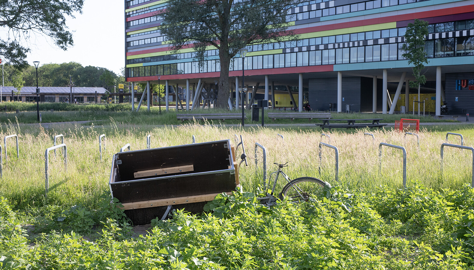 Waarom deze bakfiets verlaten werd - Trajectum